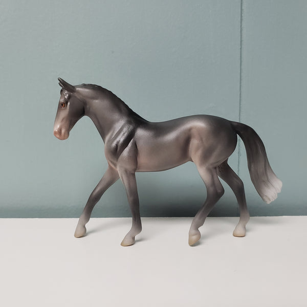 Nightfall LE-6 Grey Warmblood Chip By Jess Hamill - Stone Horses