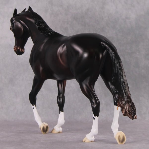 SAMPLE Cassius LE-15 Thoroughbred by Ellen Robbins SS0126 - Stone Horses