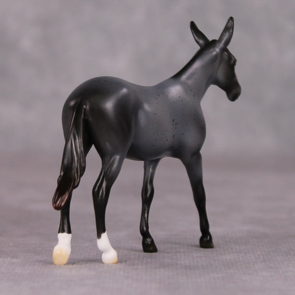 Mrs. Sowerberry - Oliver Twist Chip LE-3 Mule Chip Painted By Ellen Ro ...