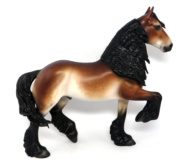 HOT CAPPUCCINO-OOAK BAY PANGARE TROTTING DRAFTER GELDING MODEL HORSE B ...