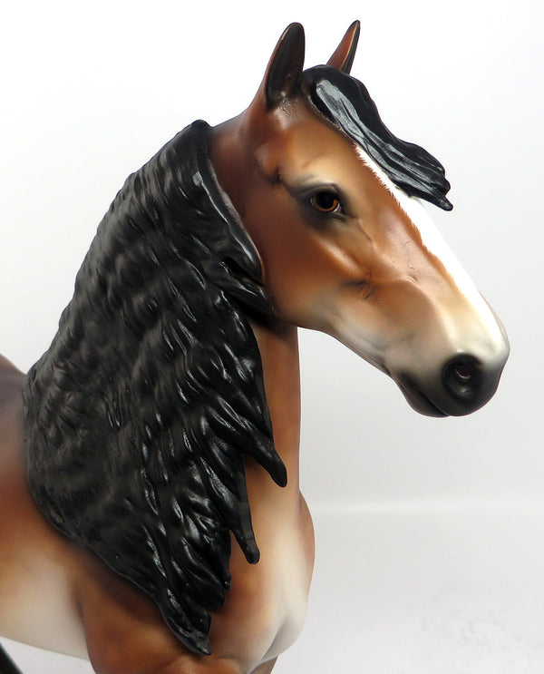 HOT CAPPUCCINO-OOAK BAY PANGARE TROTTING DRAFTER GELDING MODEL HORSE B ...
