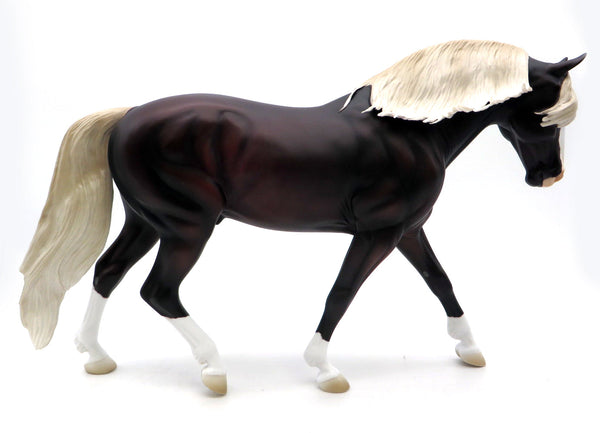 Scout Team-OOAK Liver Chestnut Irish Draft STONE BOWL V - Stone Horses