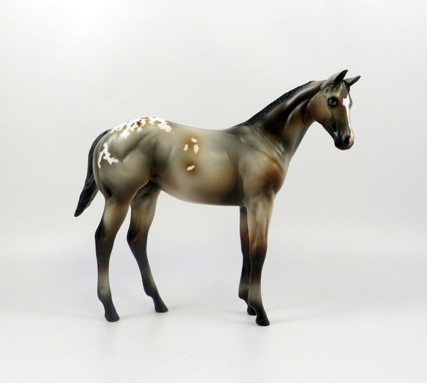 MYLIE-LE-4 BAY ROAN APPALOOSA WEANLING MODEL HORSE 7/22 - Stone Horses